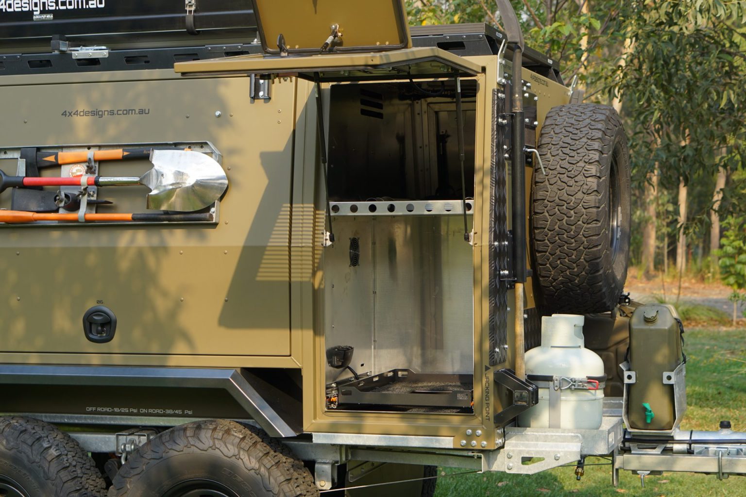 R.A.S.V. Remote Area Support Vehicle - Land Force Defence & Mobility